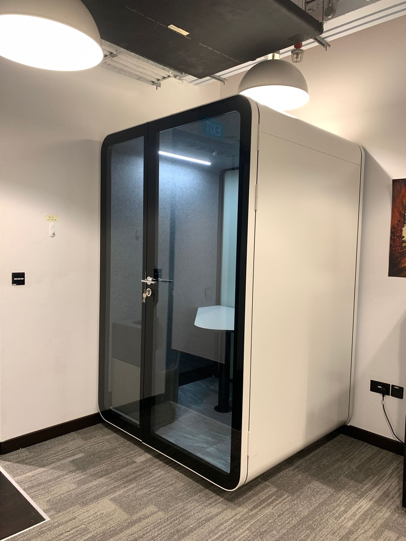 vPod - Meeting Pod – Varl Office Systems Pte Ltd